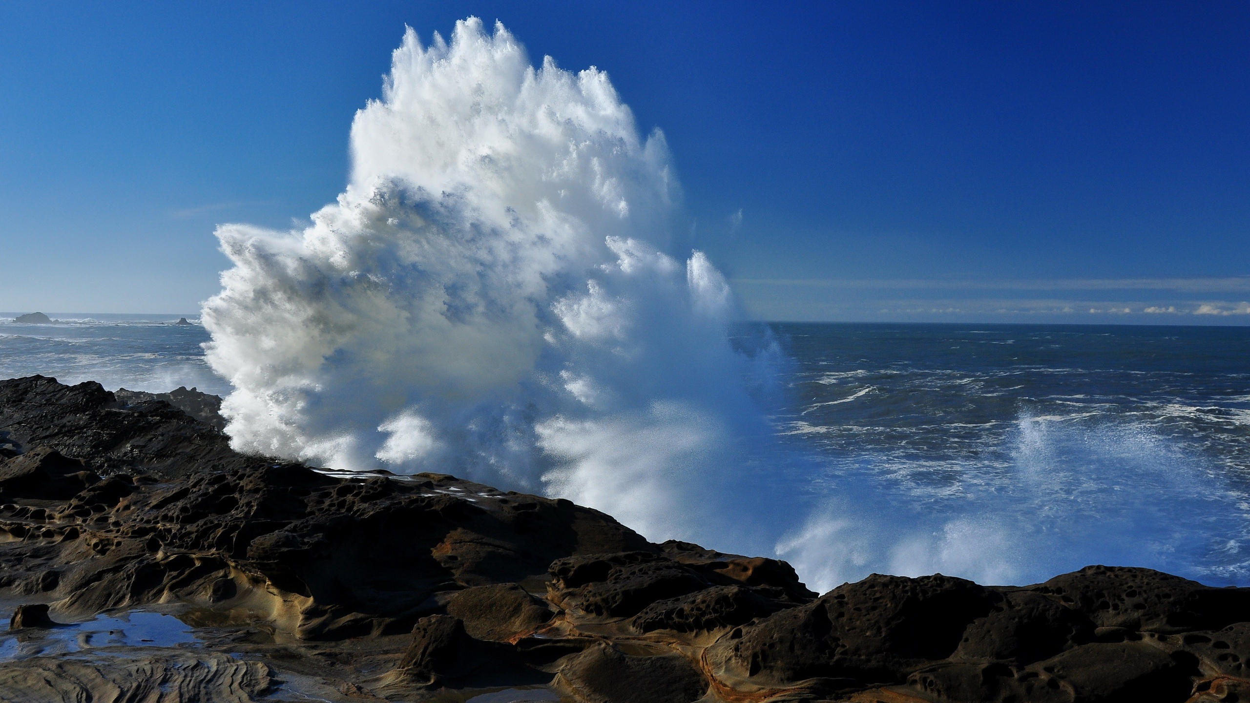 Download Nature Wave HD Wallpaper