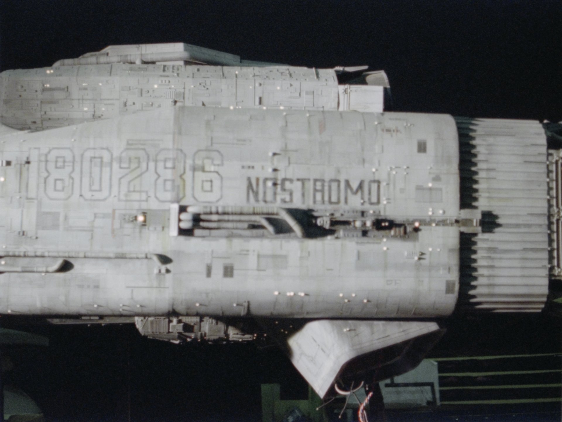 Nostromo Starship in Alien – Stunning 4K Ultra HD Wallpaper