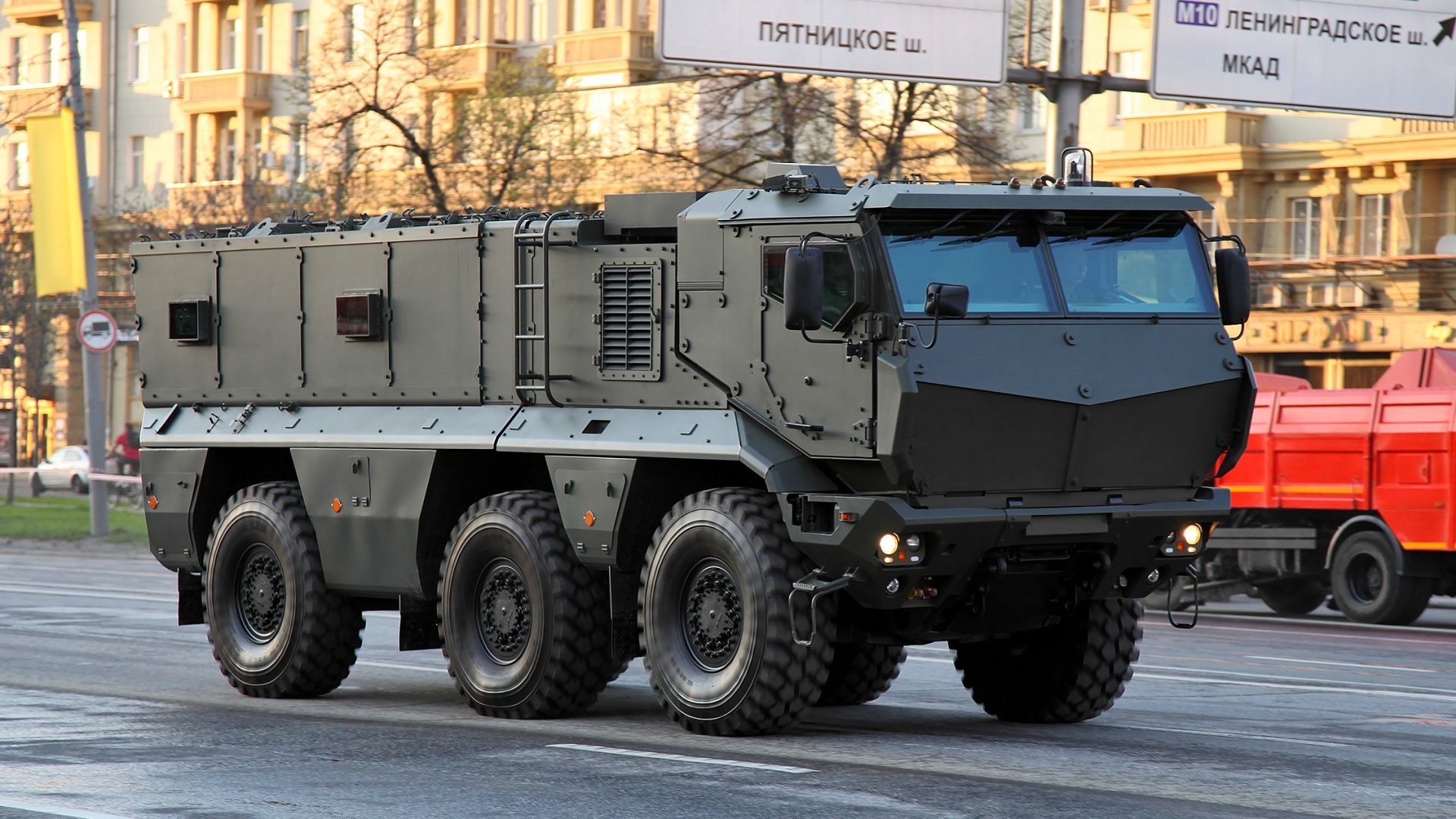 Download Military Vehicle HD Wallpaper | 2250x1266 | Wallpaper Abyss