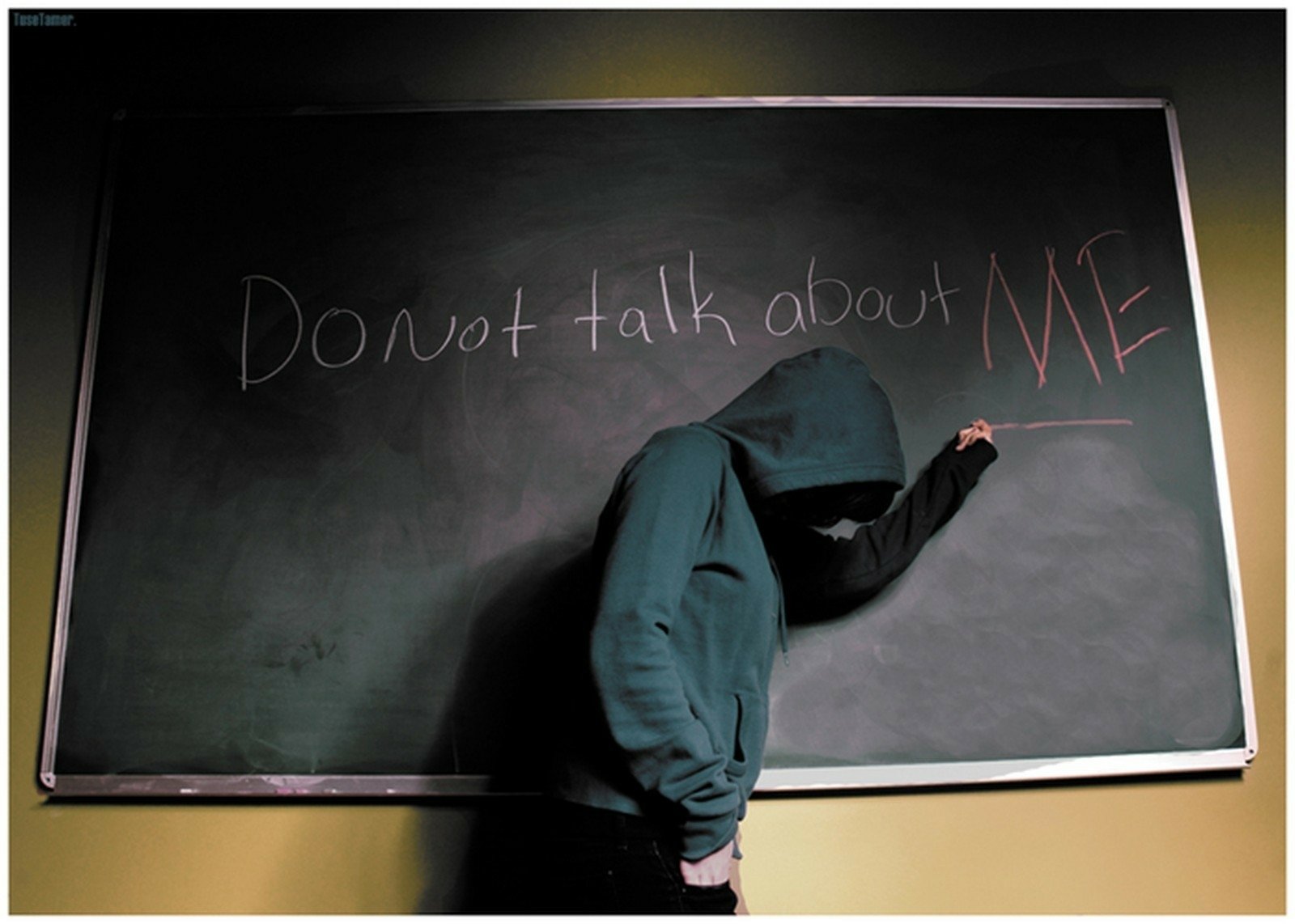 Download Artistic Human Wallpaper