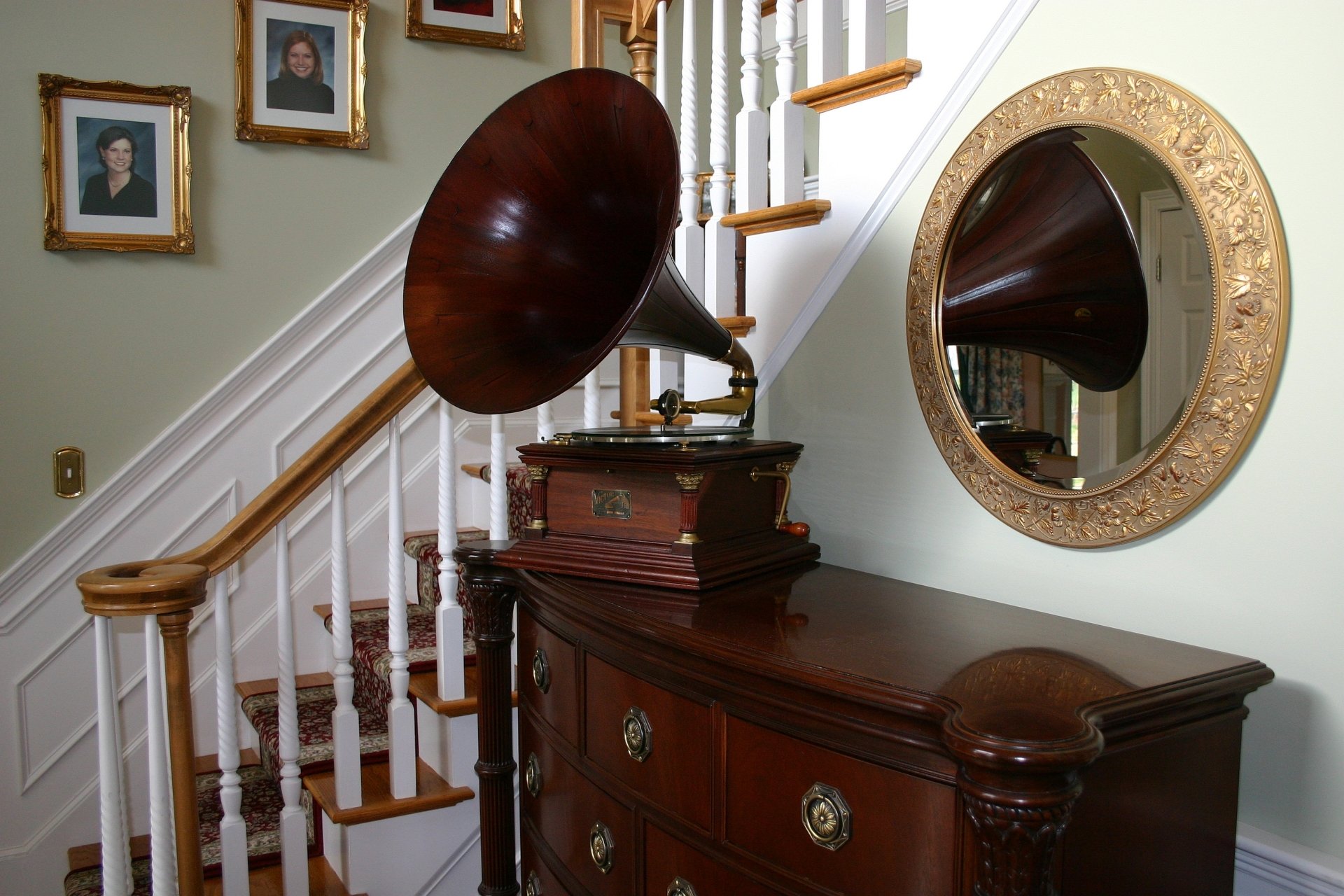 Download Music Victor Talking Machine HD Wallpaper