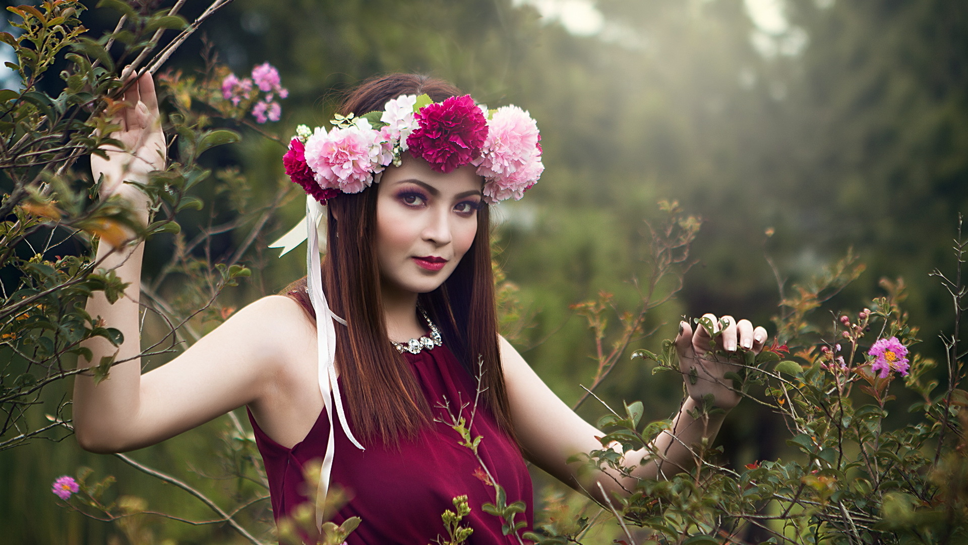 Beautiful Woman in Nature - HD Wallpaper