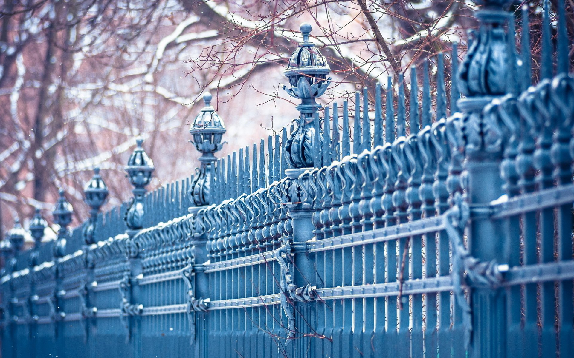 Download Man Made Fence HD Wallpaper