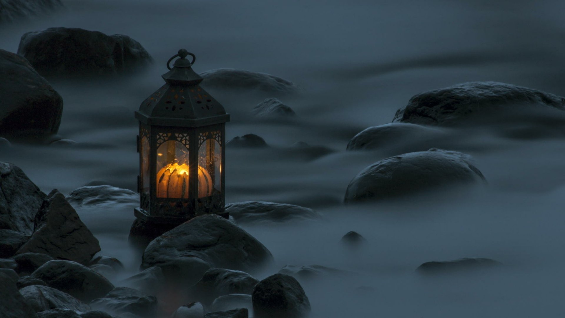 Download Man Made Lantern HD Wallpaper | 2048x1152 | Wallpaper Abyss