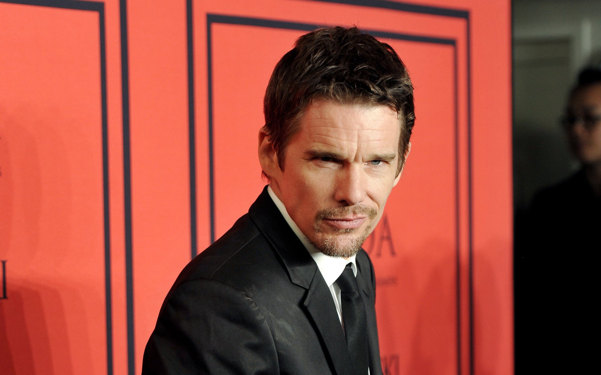 Download Actor American Celebrity Ethan Hawke HD Wallpaper