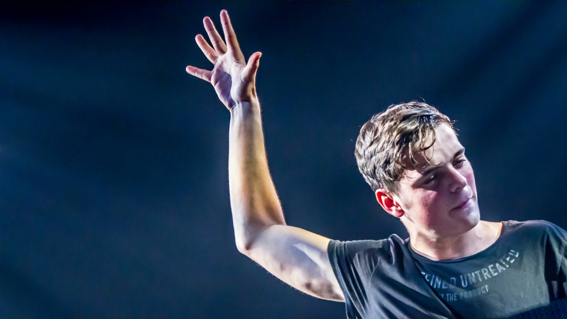 Martin Garrix Live: HD Music Wallpaper