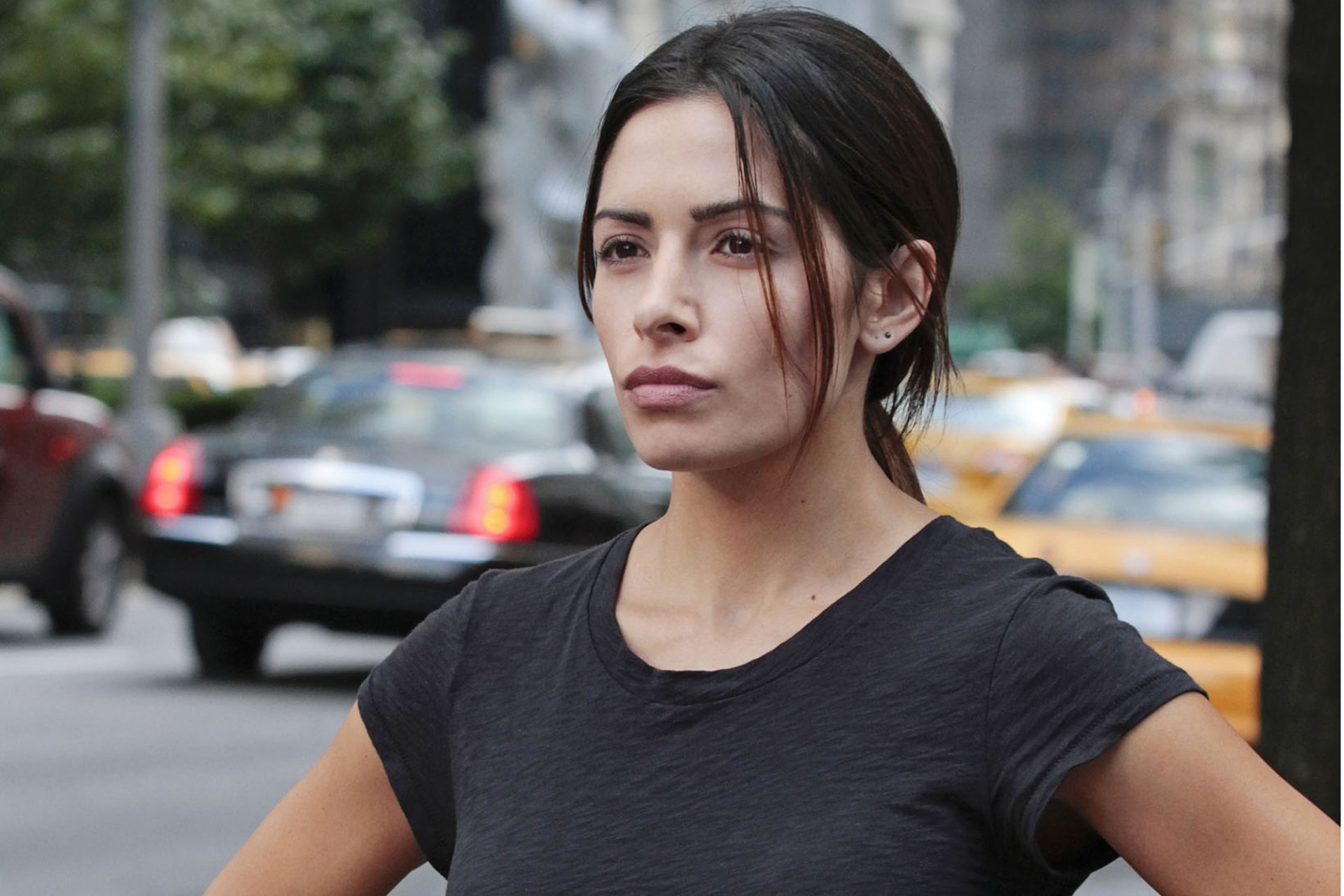 Sarah Shahi in Person of Interest – HD TV Show Wallpaper