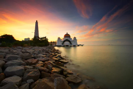 Malacca Straits Mosque - Desktop Wallpapers, Phone Wallpaper, PFP, Gifs ...