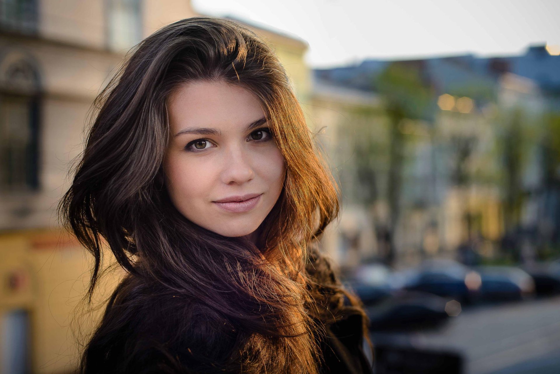 Elegant Woman Model HD Wallpaper