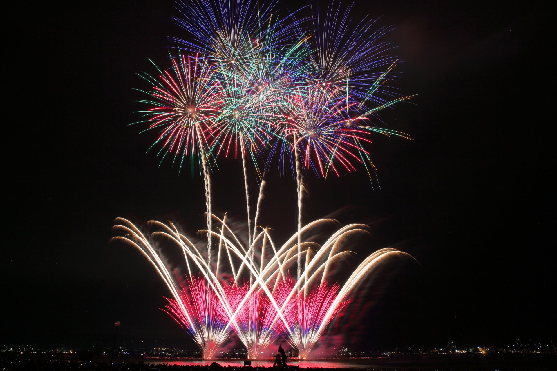 Download Light Night Photography Fireworks 4k Ultra HD Wallpaper