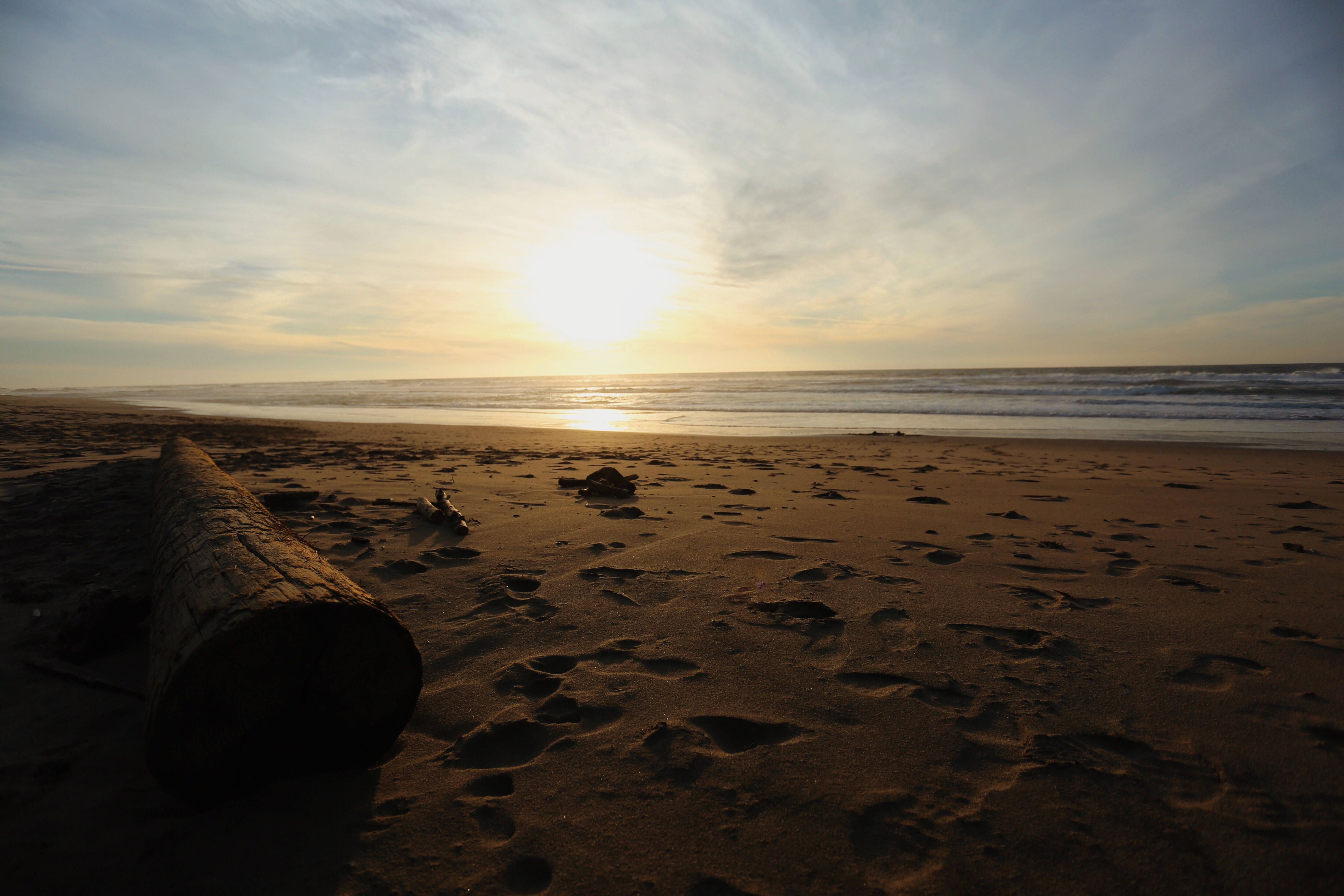 Download Ocean Sky Sand Horizon Nature Beach 4k Ultra HD Wallpaper