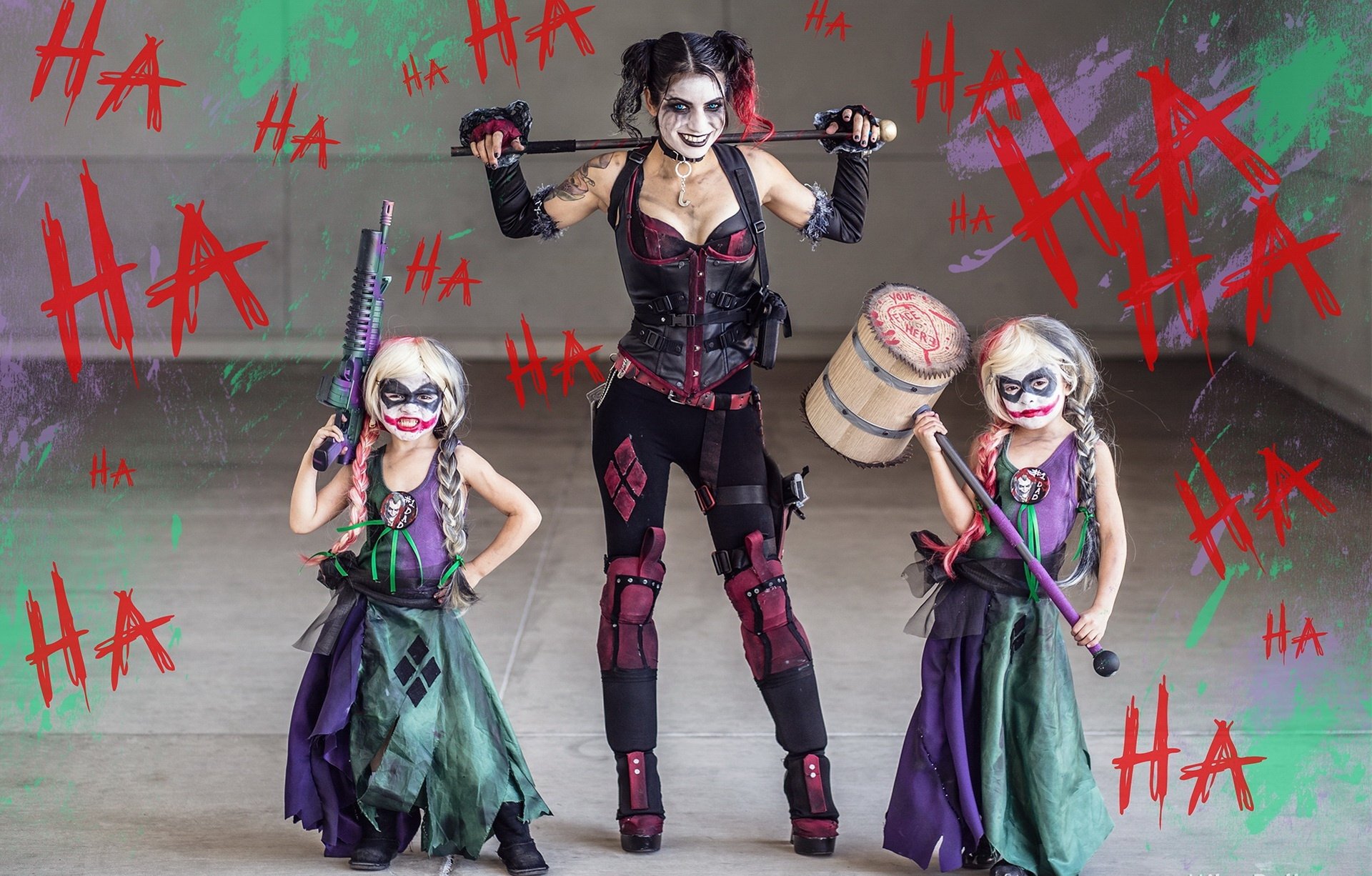HD Wallpaper: Harley Quinn Cosplay with Kids