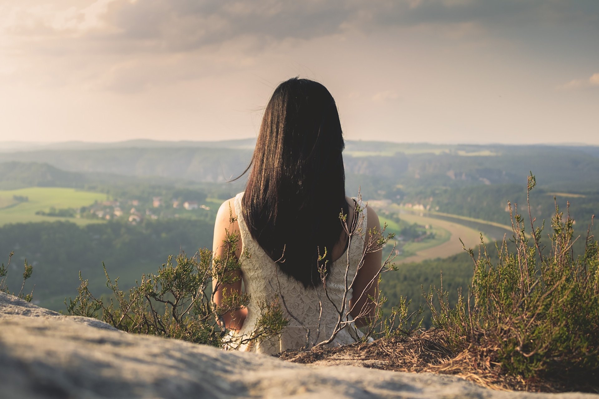 Landscape Girl Wallpapers 1,499,692 Landscape Girls Images, Stock