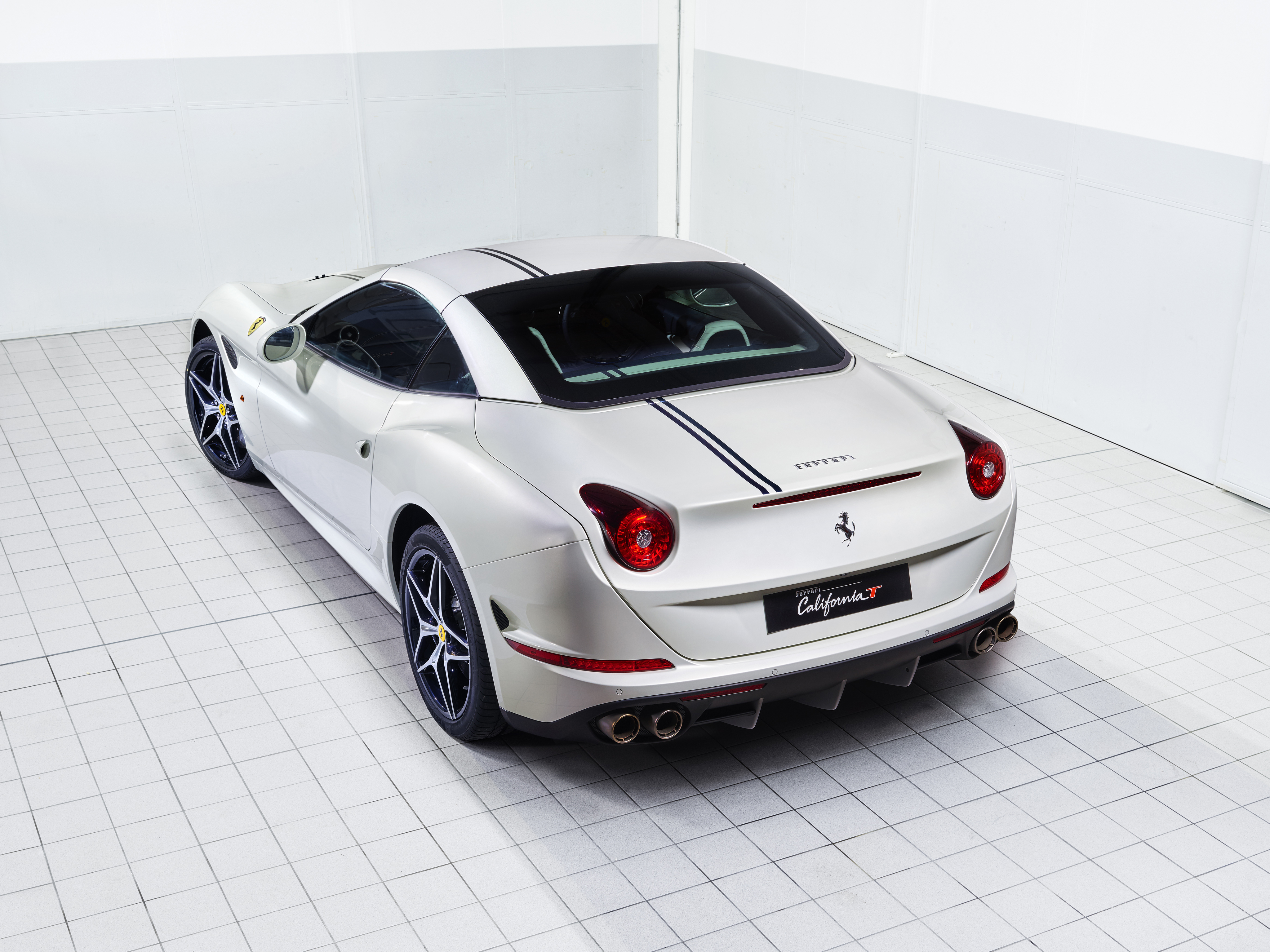 Download Ferrari Vehicle Ferrari California T HD Wallpaper