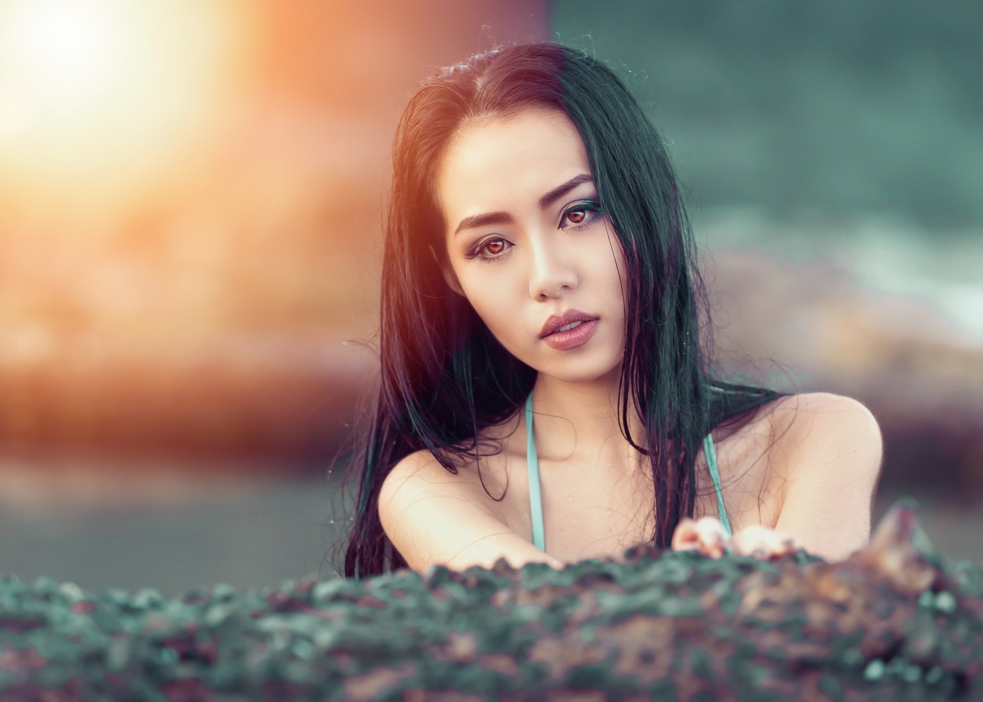 Download Brunette Brown Eyes Woman Model 4k Ultra HD Wallpaper