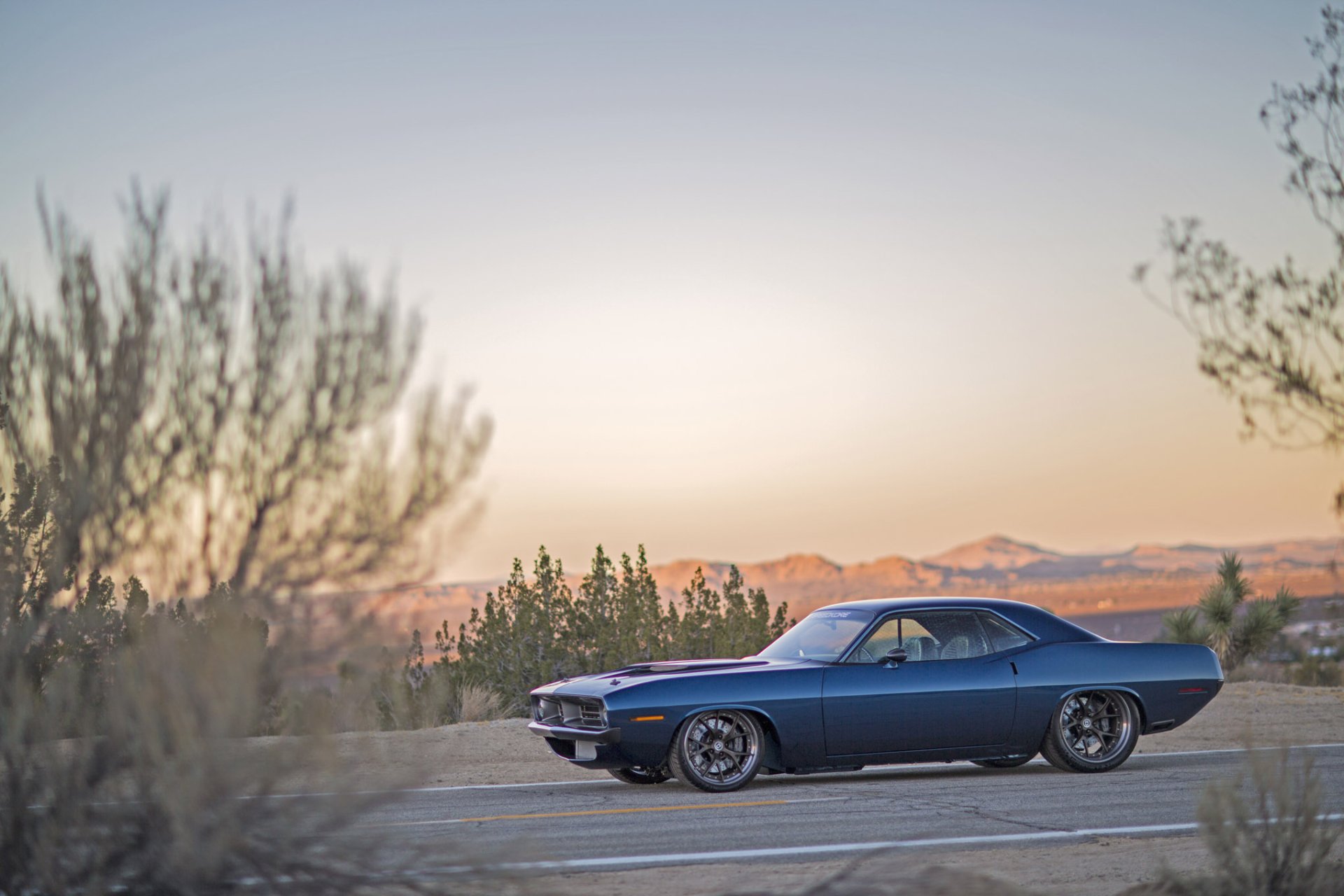 Download Mopar Muscle Car Hot Rod Vehicle Plymouth Barracuda HD Wallpaper