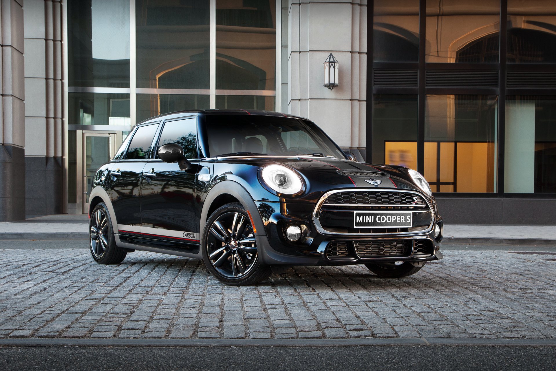 Midnight Mini Cooper 4K Ultra HD Wallpaper
