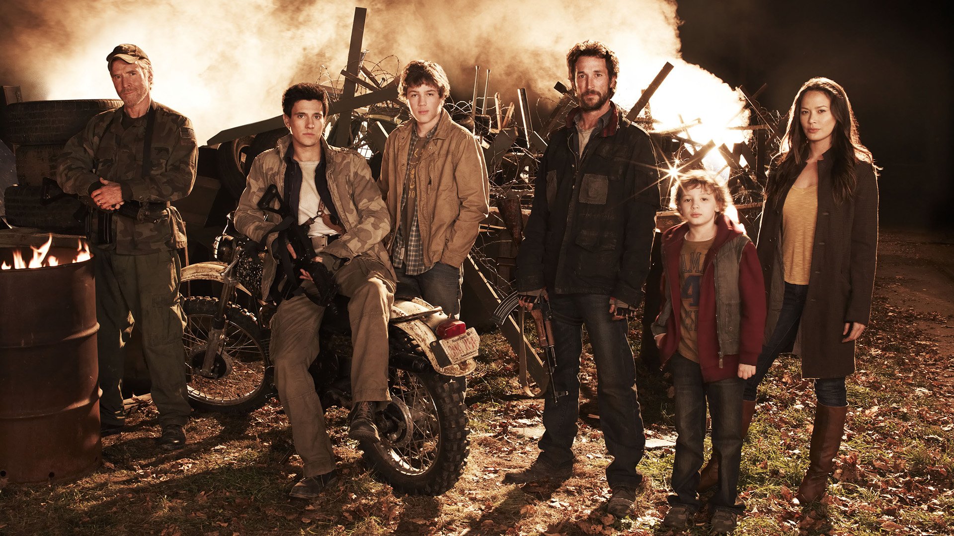 Download Noah Wyle Cast TV Show Falling Skies HD Wallpaper