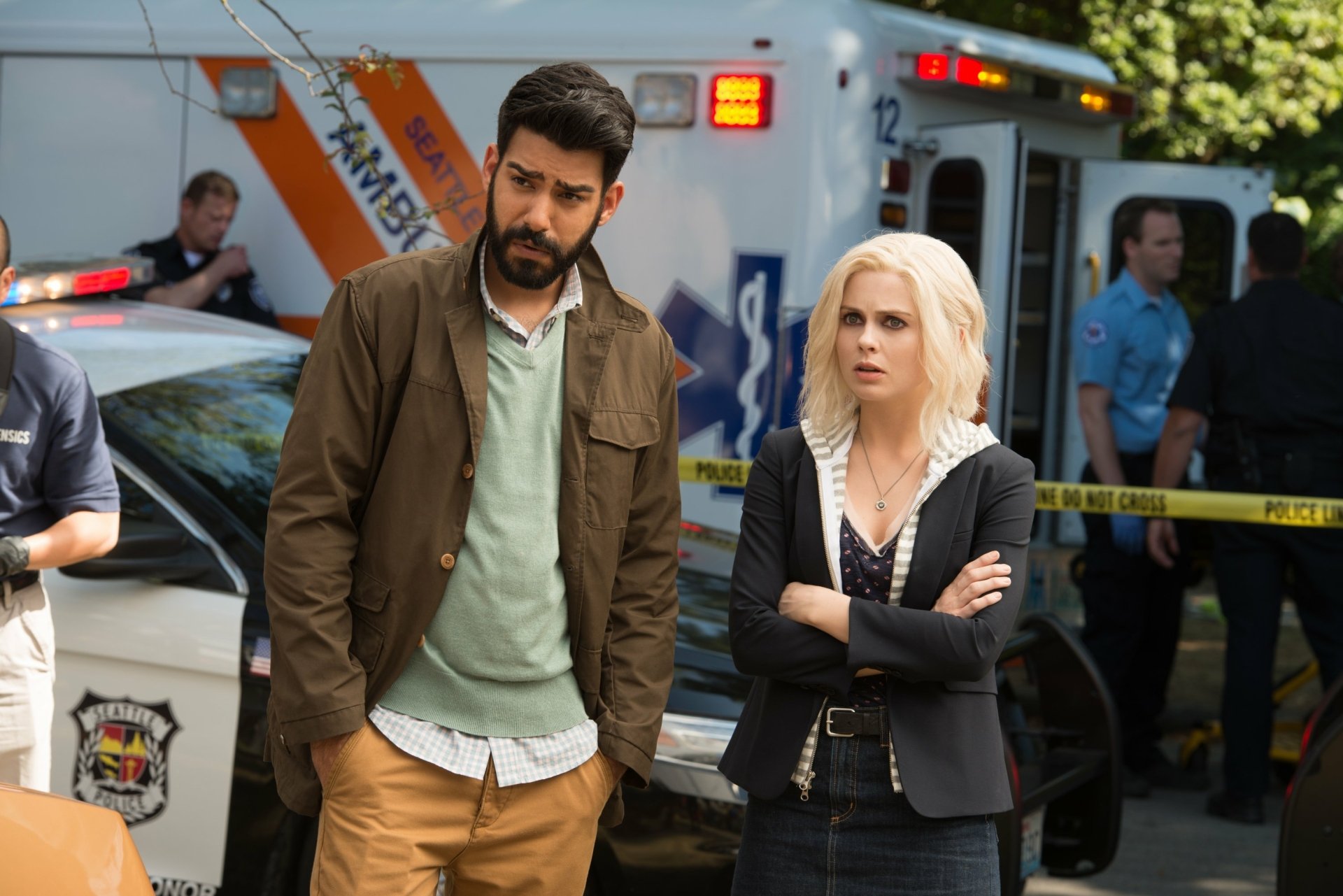 Download Ravi Chakrabarti Rahul Kohli Liv Moore Rose McIver TV Show ...