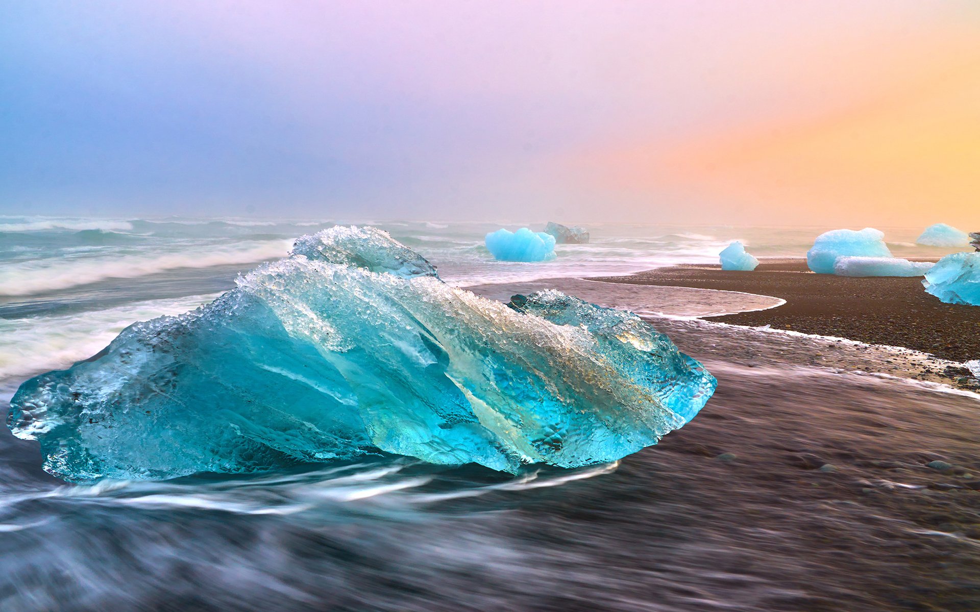 Iceland Sunset Horizon — Diamond Ice Beach (HD Wallpaper) | 1920x1200 ...