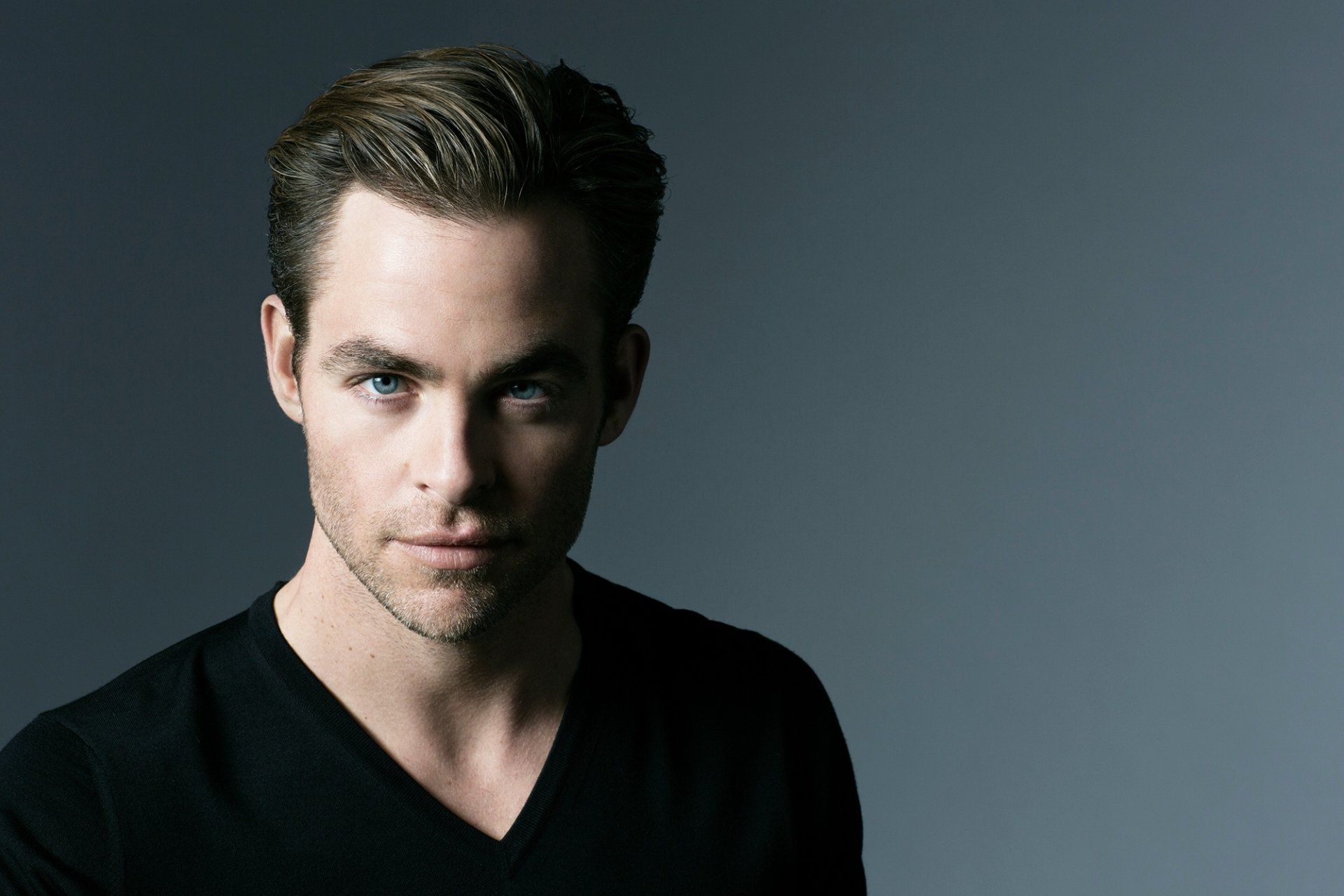 Download Blue Eyes Face American Actor Celebrity Chris Pine HD Wallpaper