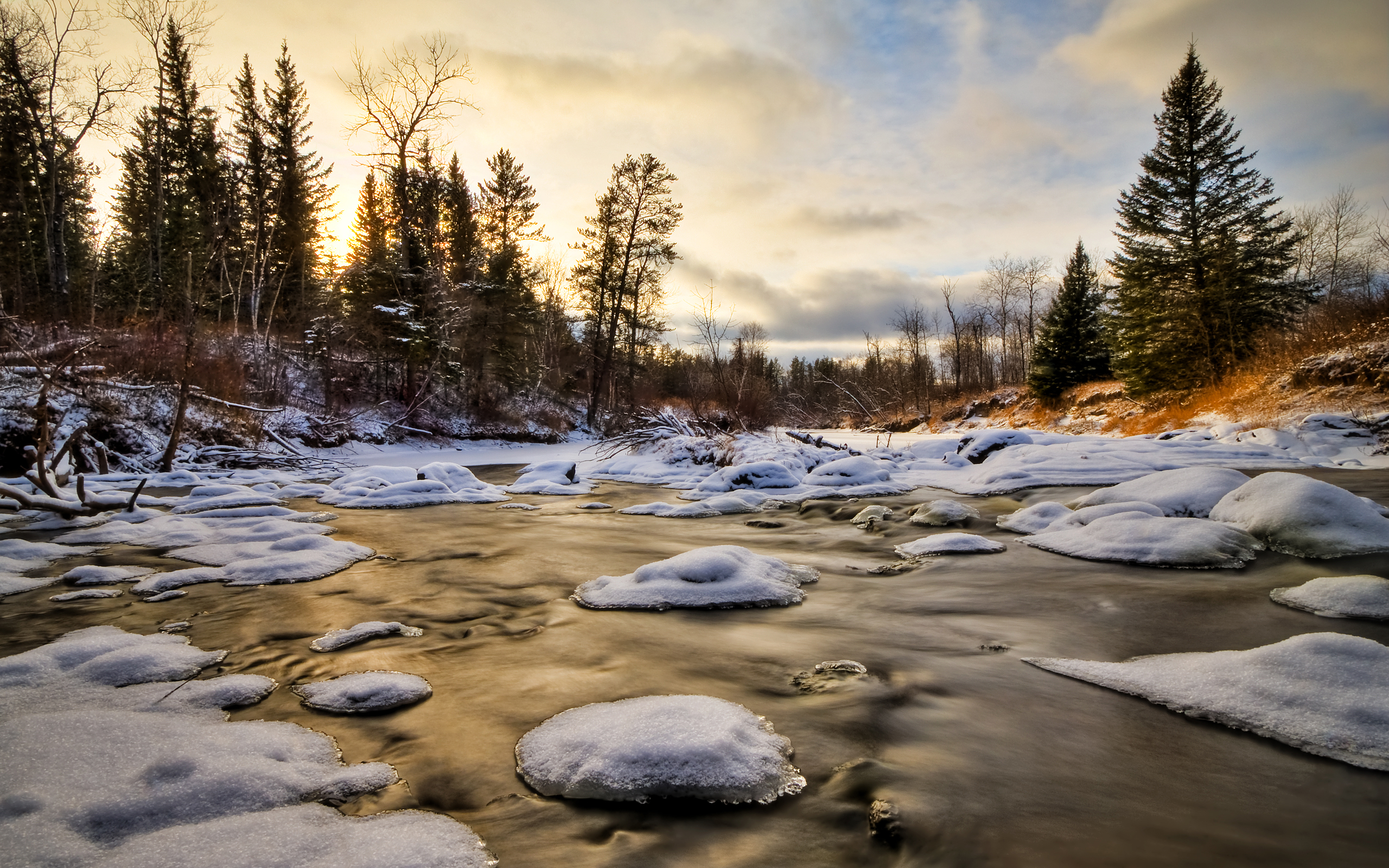 Winter's Frozen River: Stunning HD Nature Ice Landscape