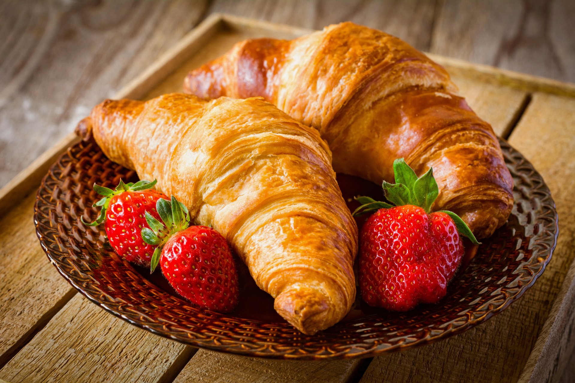 8K Ultra HD Croissant & Fresh Strawberry Viennoiserie Breakfast Delight