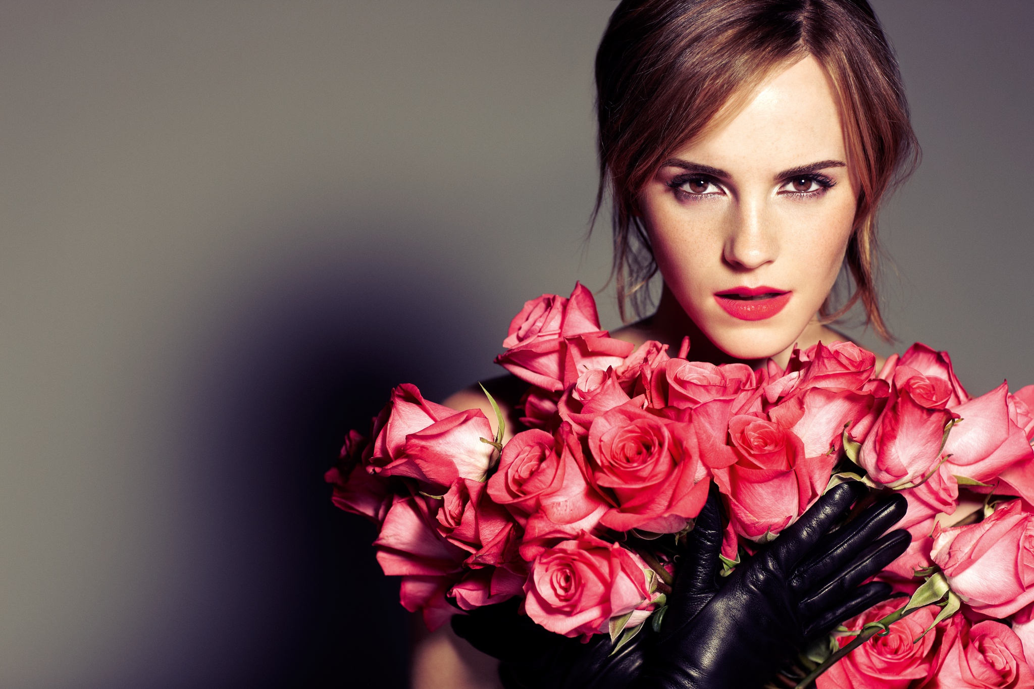 Download Brunette Pink Flower Rose Lipstick Brown Eyes English Actress