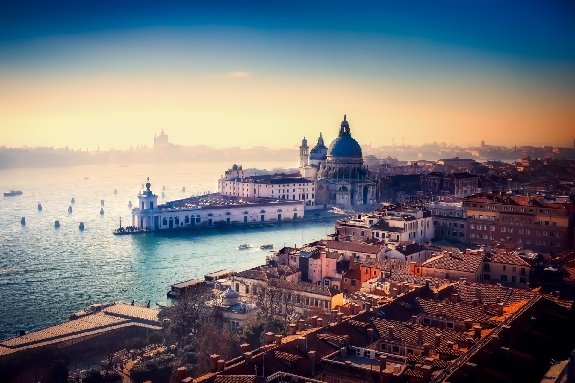 Venice Cityscape HD Wallpaper