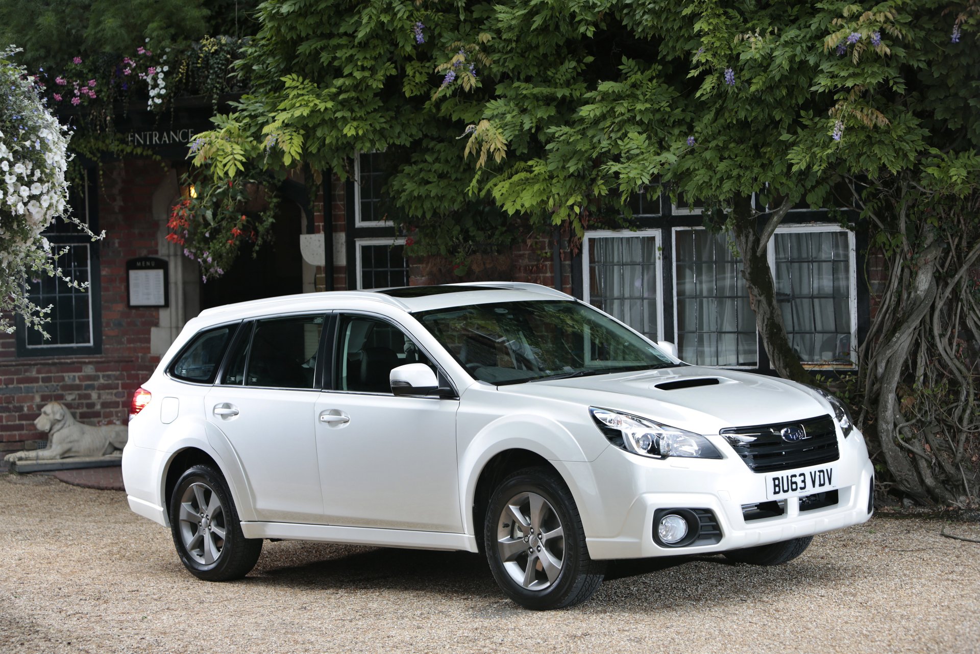 Download SUV White Car Car Subaru Vehicle Subaru Outback 4k Ultra HD ...