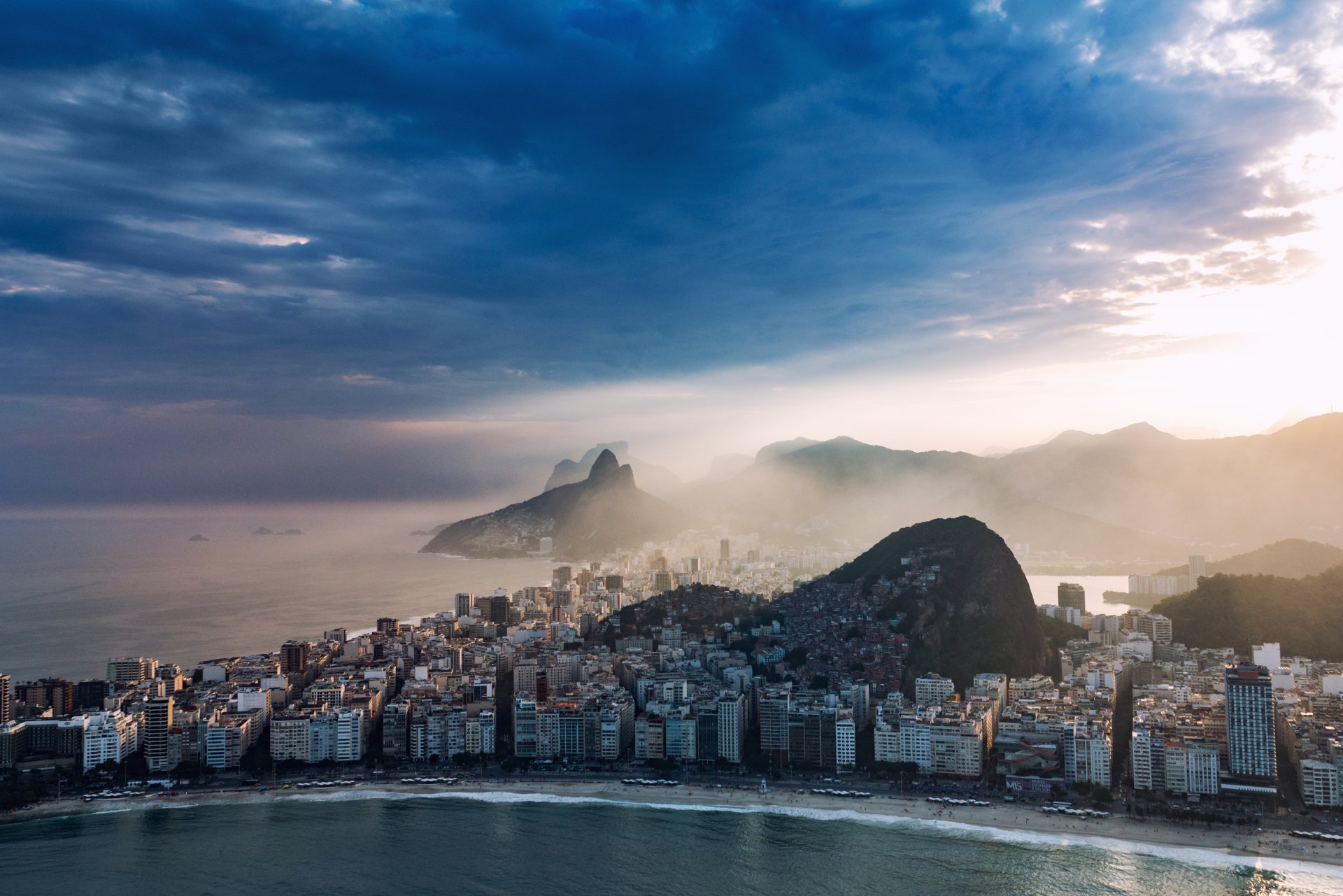 Download Copacabana Man Made Rio De Janeiro 4k Ultra HD Wallpaper