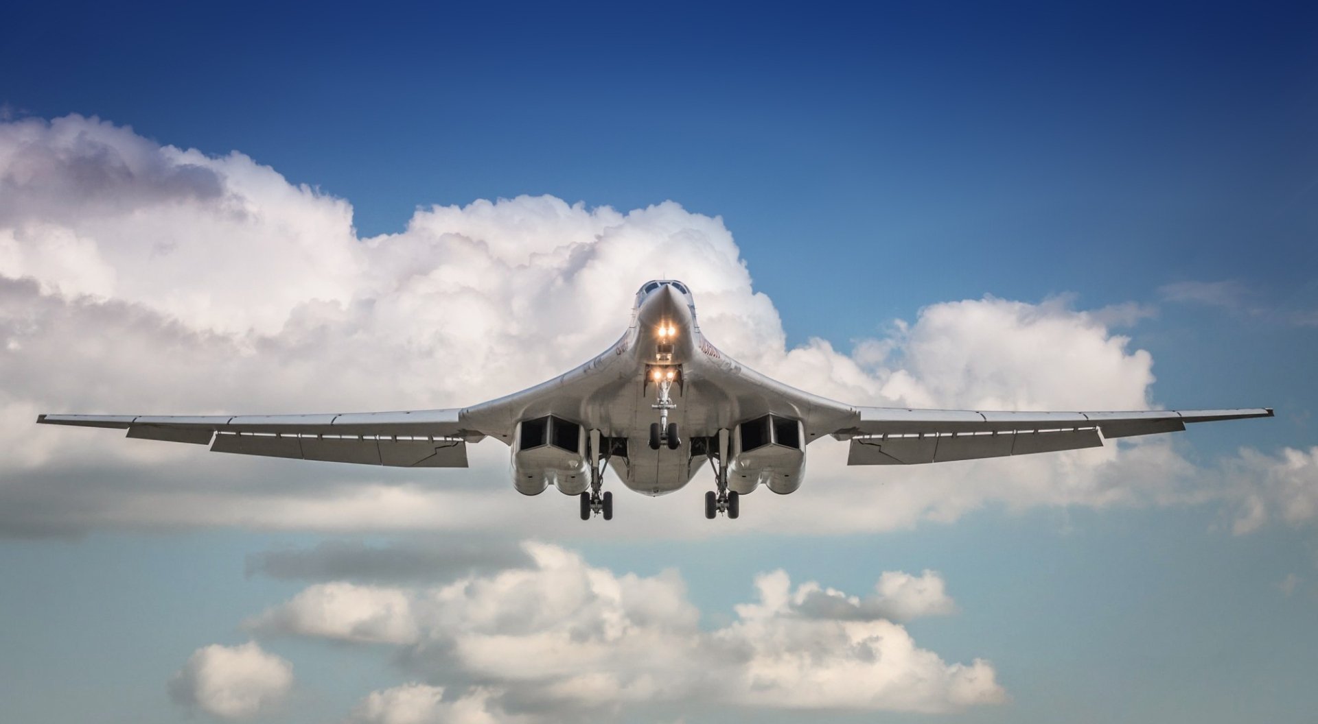 Download Bomber Warplane Aircraft Military Tupolev Tu-160 HD Wallpaper
