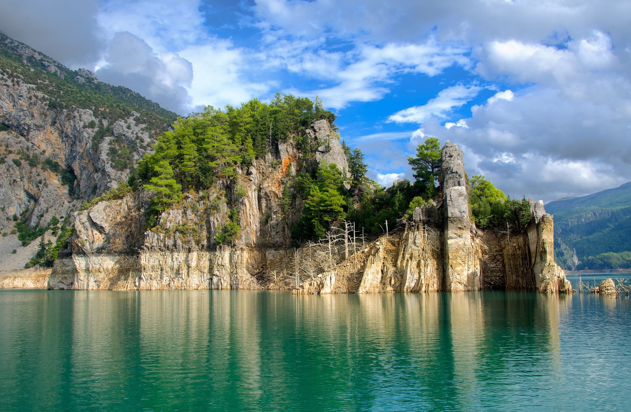 Download Nature Cliff HD Wallpaper