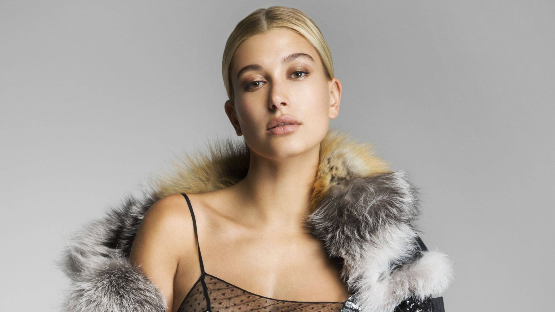 Download Celebrity Hailey Baldwin HD Wallpaper