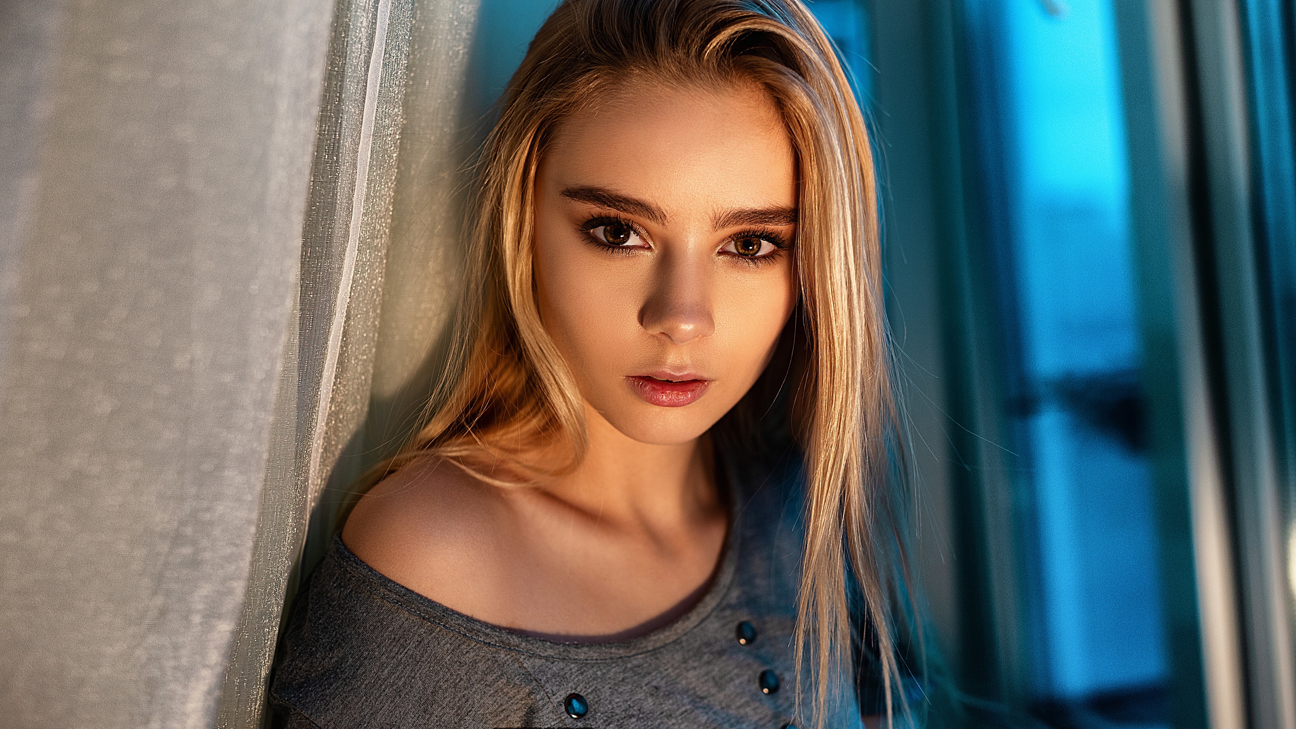 Download Face Blonde Woman Model HD Wallpaper