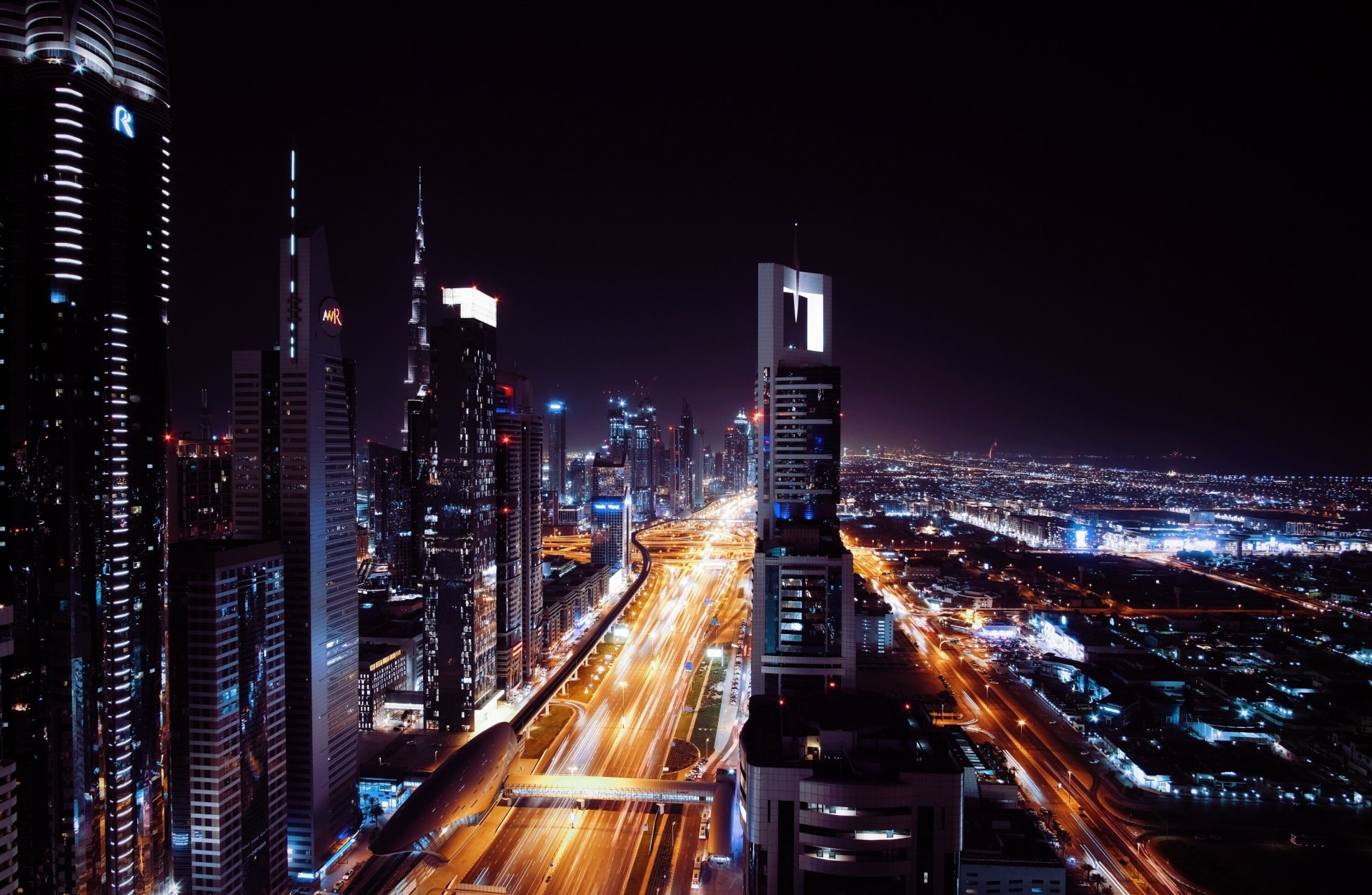 Dubai Night Skyline: Stunning HD Cityscape of UAE Skyscrapers and ...