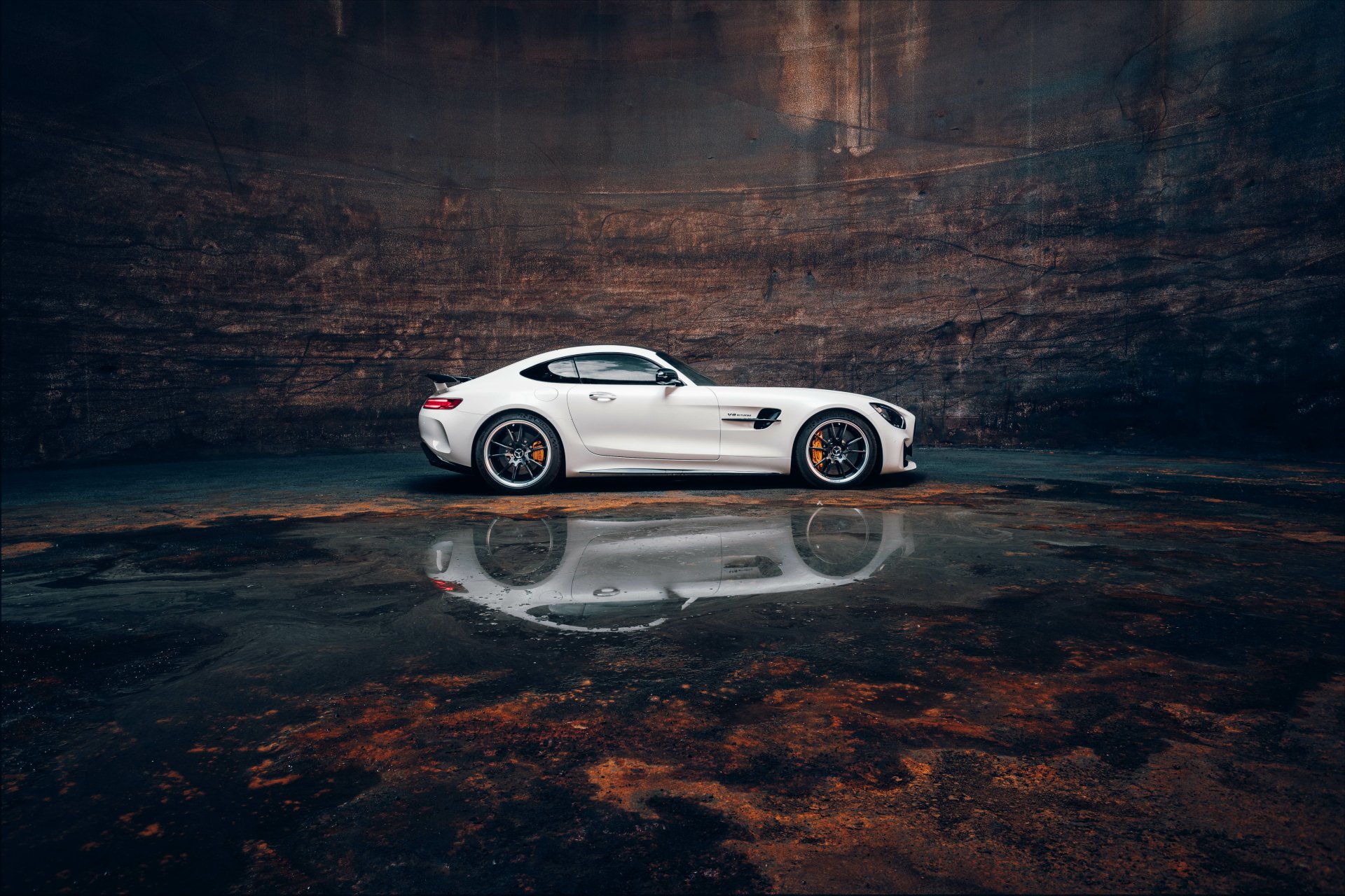 Download Supercar Reflection White Car Car Mercedes-AMG Vehicle Mercedes-AMG GT R 4k Ultra HD ...
