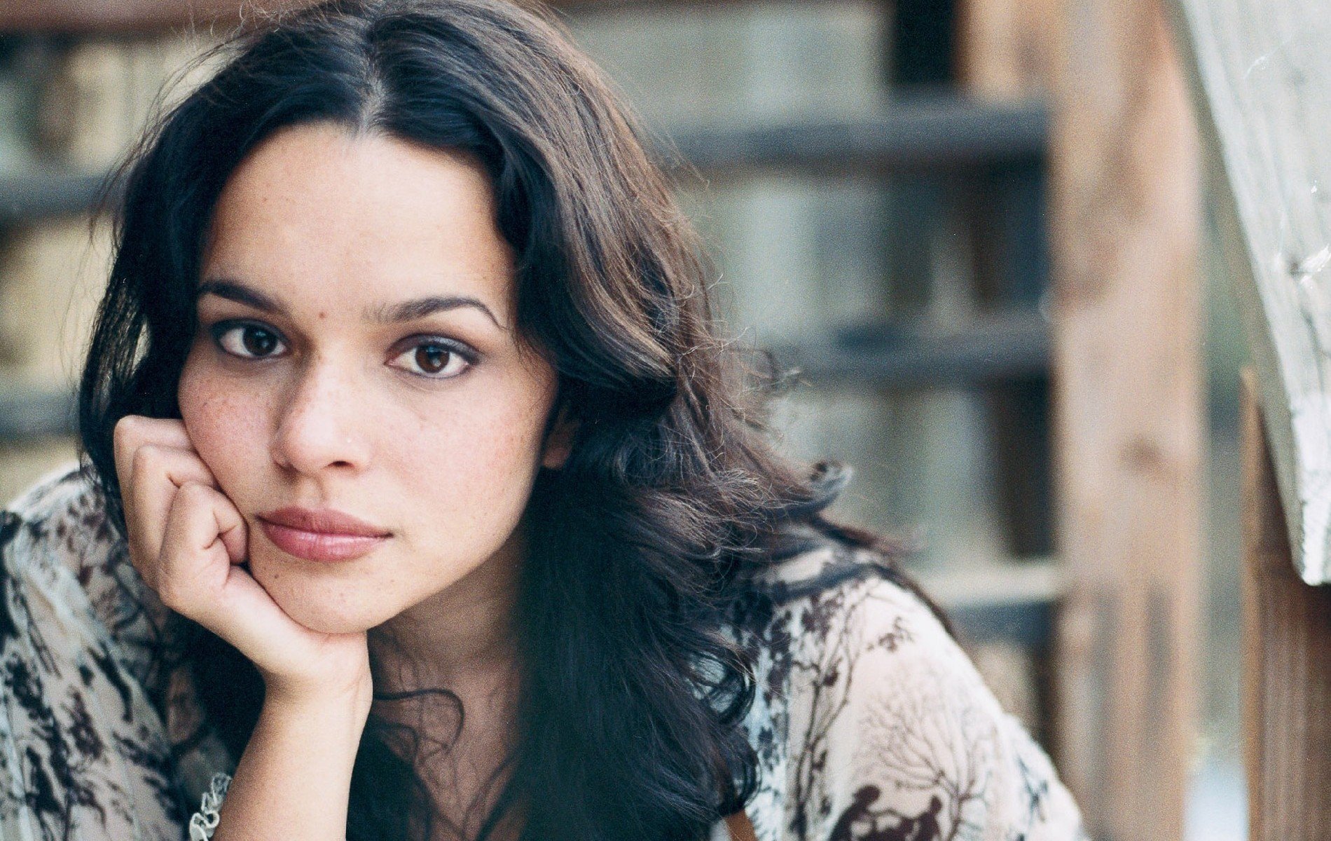 Norah Jones Jazz Wallpaper